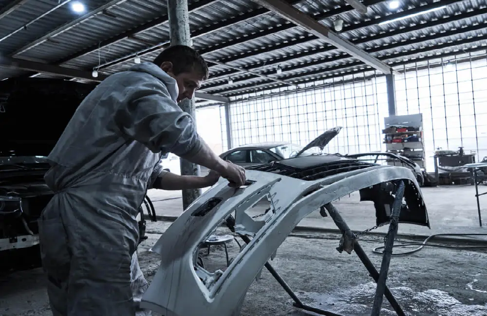 Das Auto Services Center (Automobile)